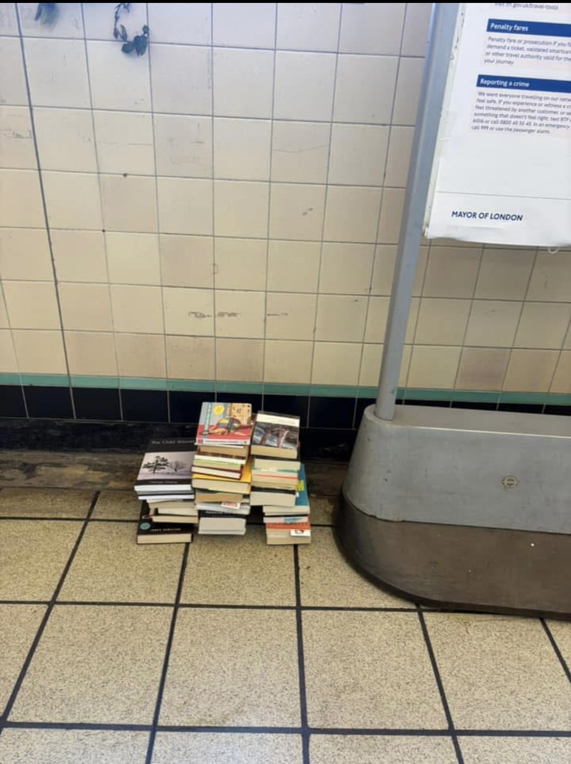 'It’s nonsense': Londoners react to closure of tube station libraries ...